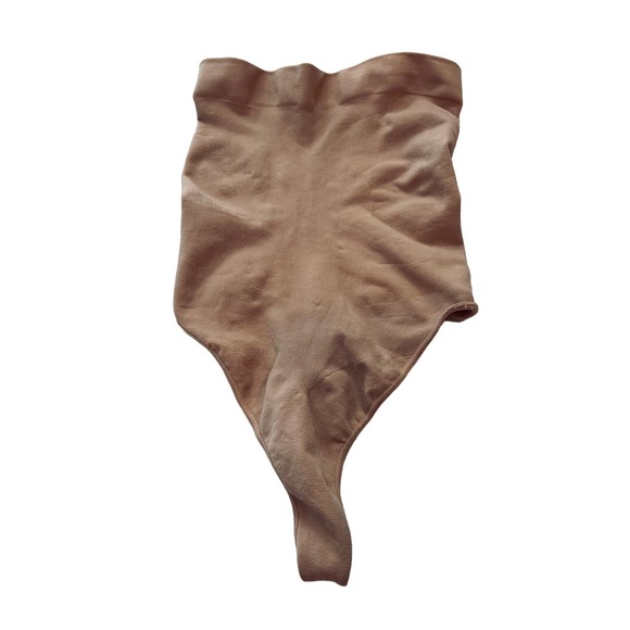 SKIMS | Intimates & Sleepwear | Skims Sm Core Control Highwaisted Thong ...